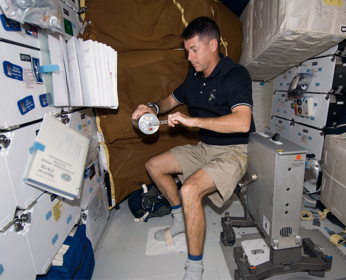 Buckhead Astronaut: Lovett Graduate Living In Space - Buckhead